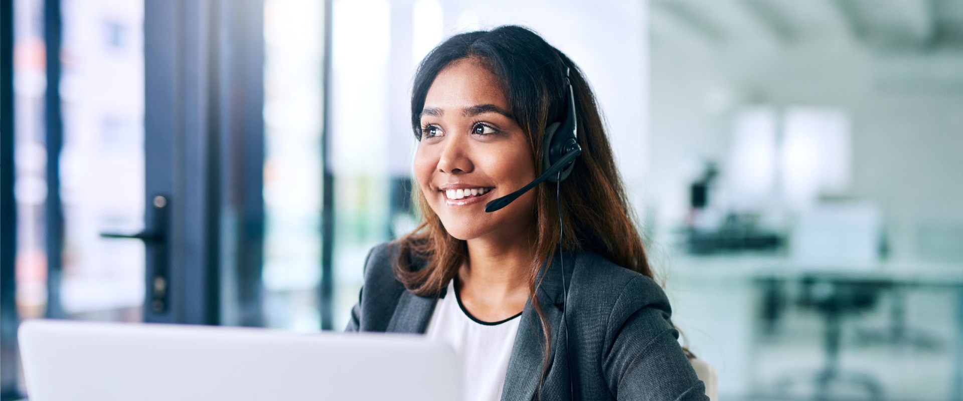 10 Must-Have Virtual Assistant Apps for Maximum Productivity